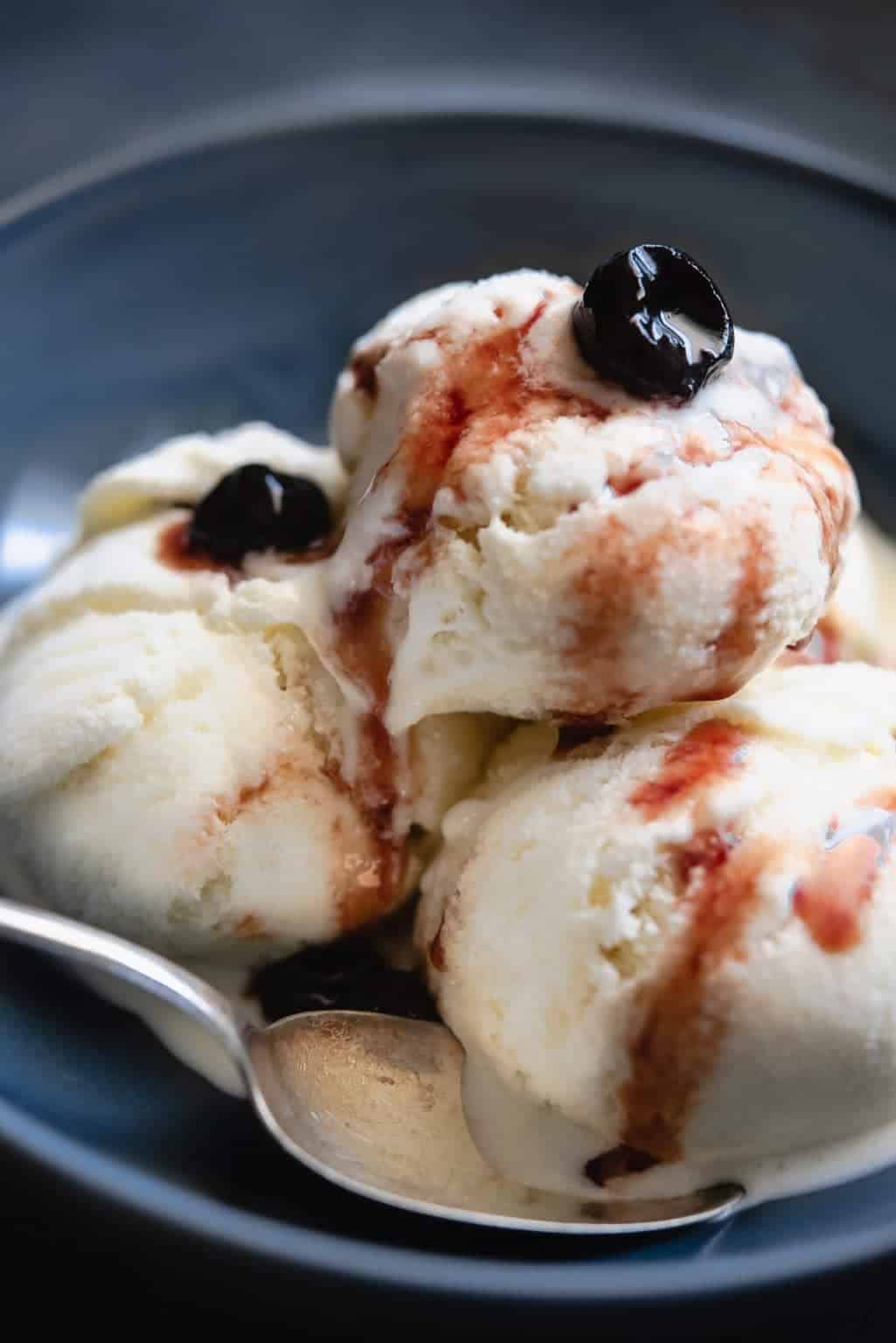 Kaimaki Ice Cream With Mastiha - Real Greek Recipes