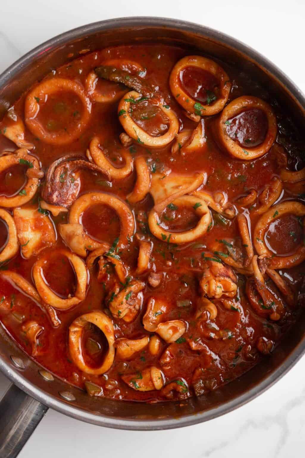 Tender Squid In Tomato Sauce - Real Greek Recipes