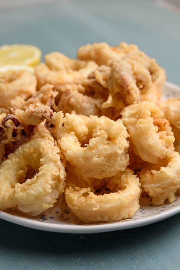 Extra Crispy Deep Fried Squid (Calamari) - Real Greek Recipes